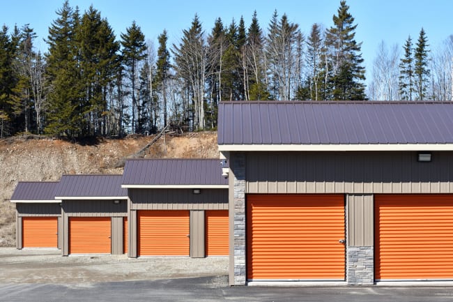 What You Need to Know Before Getting a Commercial Storage Unit | Wolf's ...